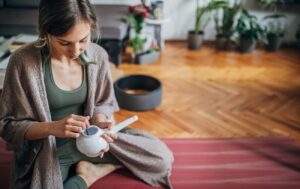 How To Use A Neti Pot: Step-by-Step Nasal Irrigation Guide